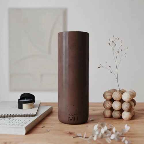 Декоративная ваза для сухоцветов Astrid Gloss, 25 см, бетон, коричневая глянцевая