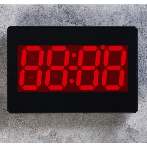 Часы настенные электронные с термометром и будильником, цифры красные 15.5х23.5 см 1302103