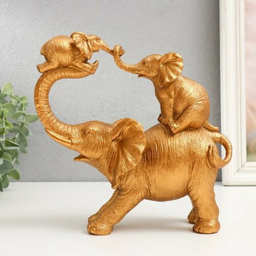 Сувенир полистоун "Слон играет со слонятами" золото 7,7х20,5х20,5 см