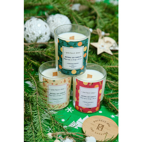 Набор ароматических свечей "Пряный глинтвейн , Christmas Hearth/ Рождественский очаг и Имбирное печенье деревянный фитиль