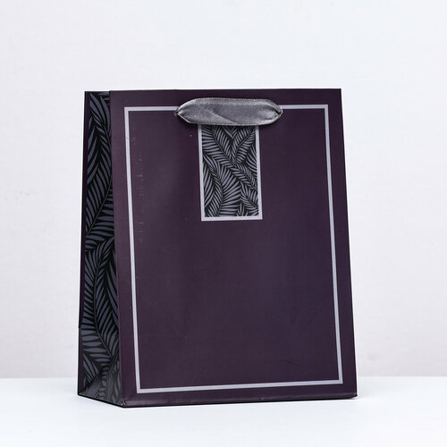 Пакет подарочный "Текстура" темно-бордовый, 18 х 22,3 х 10 см