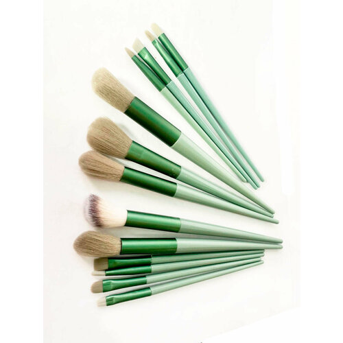 Набор кистей для макияжа "MIladim" 13шт, цвет зеленый