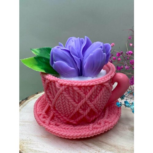 Мыло ручной работы подарок на 8 марта Чашка красная с фиолетовыми тюльпанами