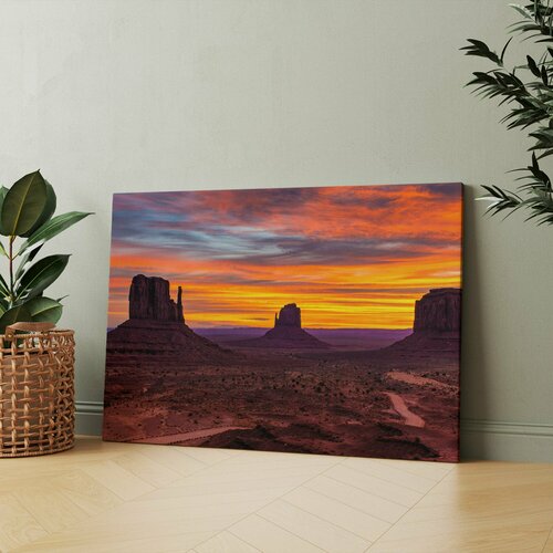 Картина на холсте (долина монументов аризона пустыня закат штат юта) 50x70 см/для интерьера/в комнату/на стену/в подарок