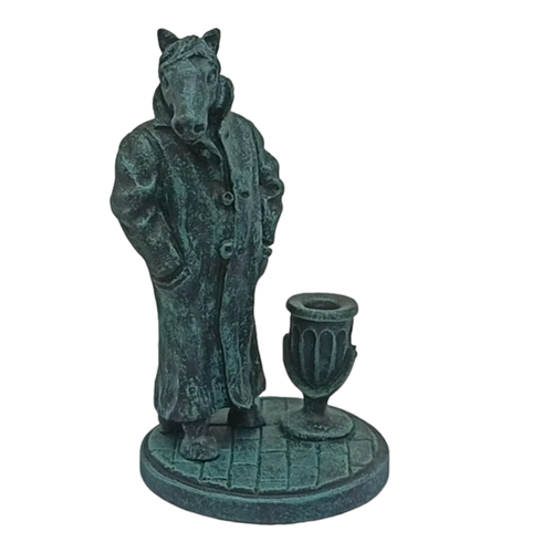Чугунный конь в пальто, статуэтка подставка для ручки, подсвечник. Цвет античная зелень.