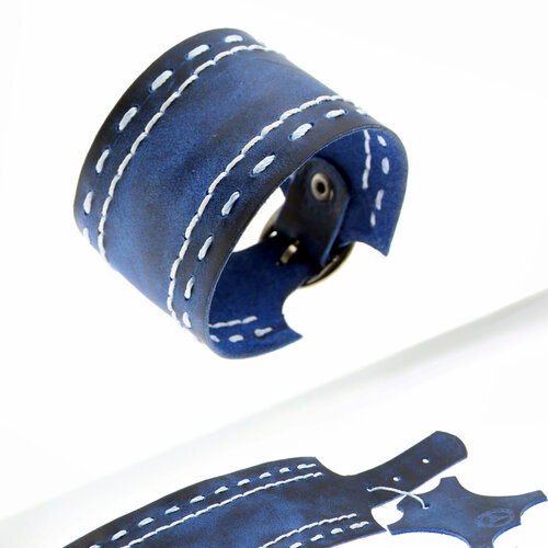 Браслет Браслет кожаный на пряжке темно-синий, кожа, размер 18 см, размер M, синий