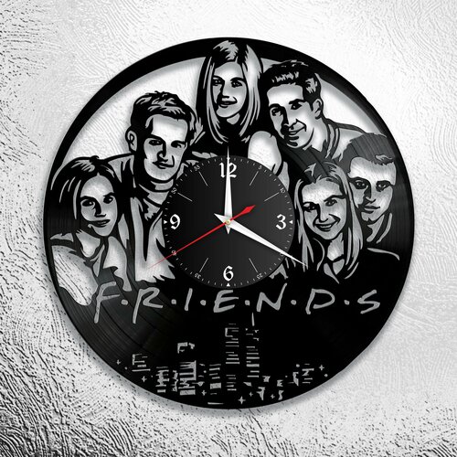 Настенные часы из виниловой пластинки с изображением героев сериала Друзья/Friends