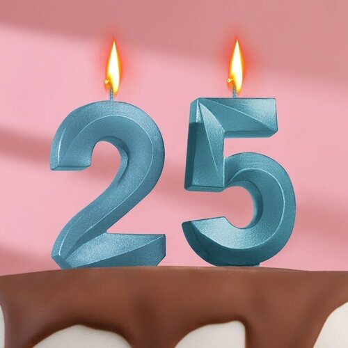 Свеча в торт юбилейная "Грань" (набор 2 в 1), цифра 25 / 52, голубой металлик, 6,5 см