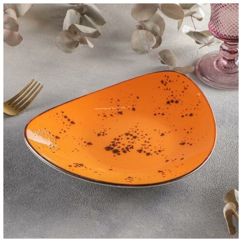 Блюдо треугольное «Созвездие», 22×18 см, цвет оранжевый