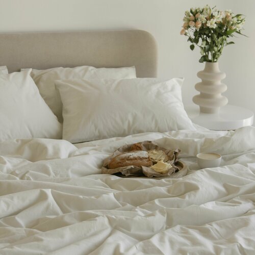 Комплект постельного белья 2-спальный из премиальной ткани Варёный хлопок Milky Cream, пододеяльник 180x205, простыня без резинки 240x260, наволочки 70x70