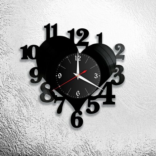 Настенные часы из виниловой пластинки с любовной тематикой/Часы в подарок
