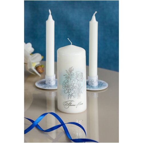 Подарочный набор молодоженам - свадебные свечи для семейного очага "Серебристые пионы" с нежным узором на прозрачной кальке и надписью Flame of Love