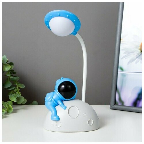 Настольная лампа "Космонавт на луне" LED 3Вт USB АКБ бело-синий 11,5х7,5х28 см