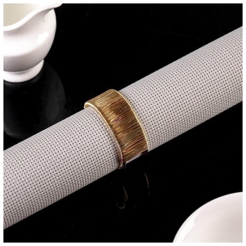 Кольцо для салфеток КНР Аврора, d 5 см, цвет золотой