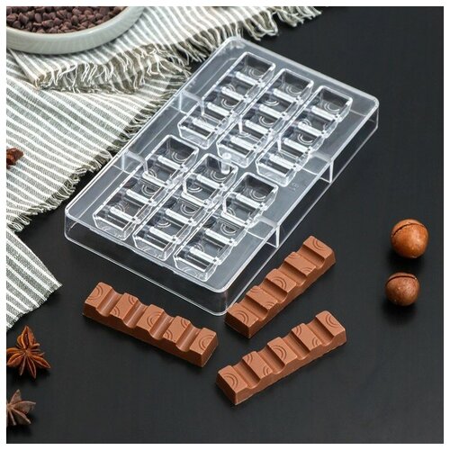 Форма для шоколада и конфет Киндер, 14 ячеек, 20х12х2,5 см, ячейка d-3 см 1 шт.