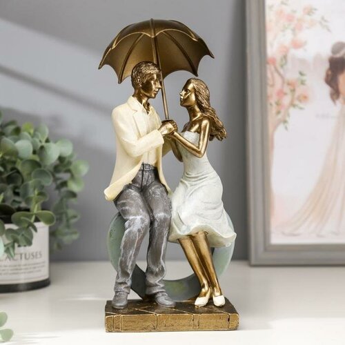 Сувенир полистоун романтика Посиделки влюблeнных под зонтом 26х9,5х11,5 см