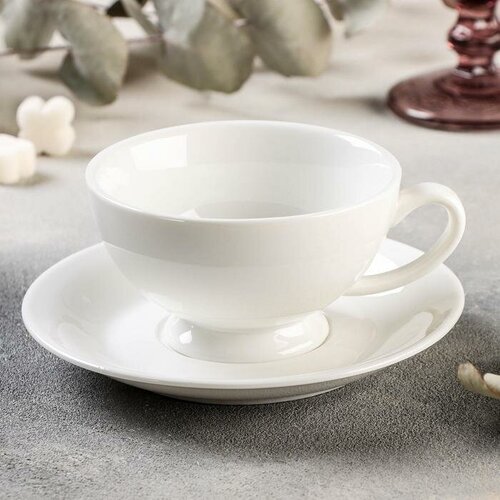 Magistro Чайная пара фарфоровая Magistro «Бланш», 2 предмета: чашка 250 мл, блюдце d=15,5 см, цвет белый