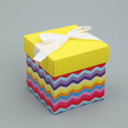 Дарите Счастье Коробка складная «Яркие полосы», 10 × 10 × 10 см