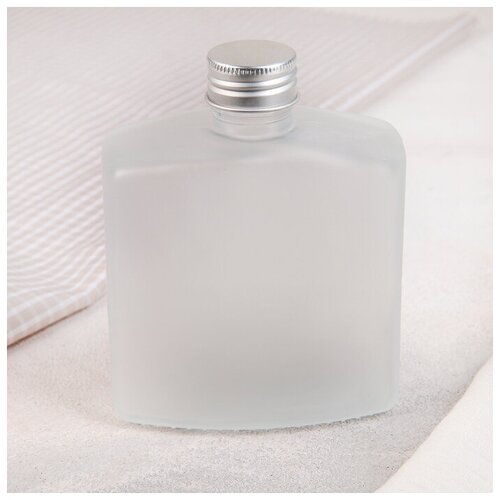 Бутыль стеклянная для соусов и масла с металличекой крышкой «Тар», 200 мл, 10×4,5×12 см