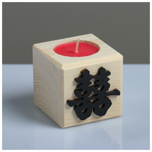 Свеча в деревянном подсвечнике "Куб, Иероглифы. Счастье", , аромат вишни