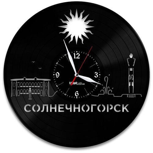 Часы из виниловой пластинки (c) VinylLab Солнечногорск