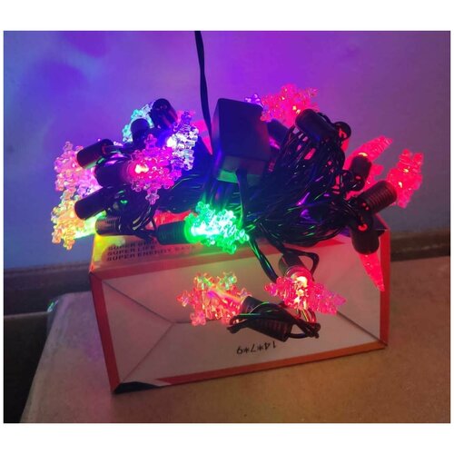 Электрогирлянда интерьерная разноцветная Снежинки, 40 ламп, 6м, 8 режимов, LED, питание от сети / Гирлянда на елку