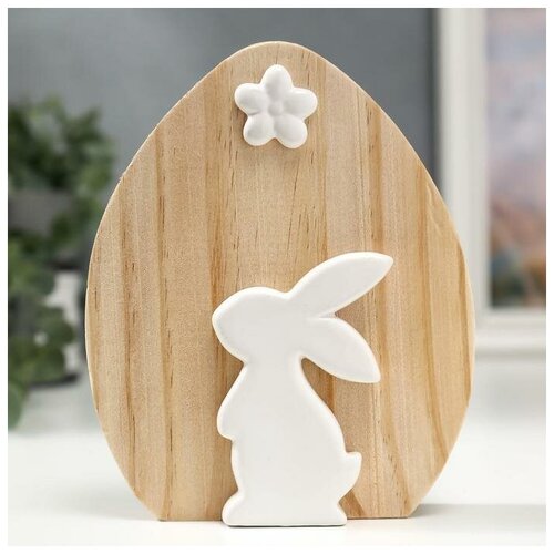 --- Сувенир керамика, дерево "Белый кролик с цветочком" 15х3,6х12,6 см
