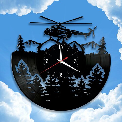 Настенные часы из виниловой пластинки с изображением вертолета