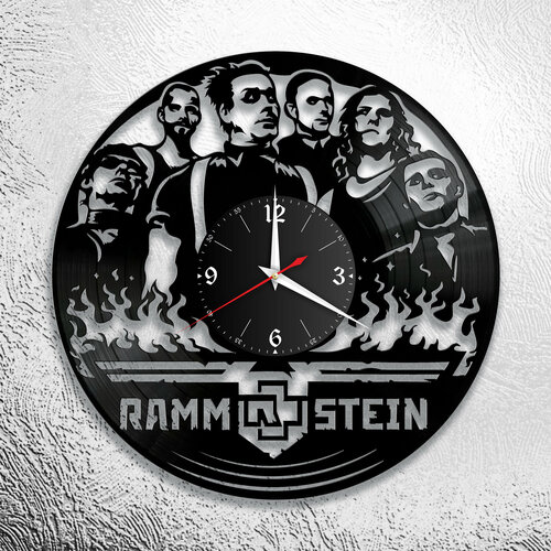 Часы из виниловой пластинки Rammstein