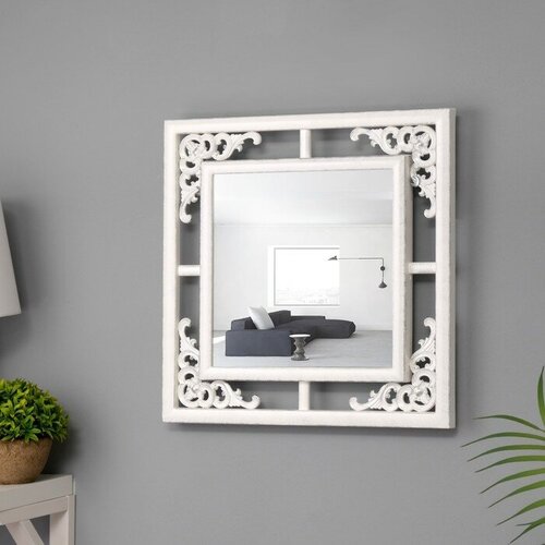 MARU Зеркало настенное, в ажурном корпусе , 38х38 см, белый с серебром