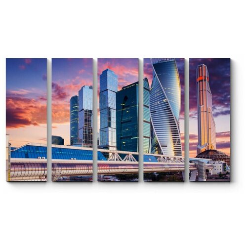 Модульная картина Бизнес центр на закате, Москва 140x84