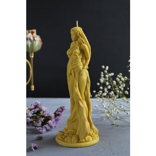 Свеча фигурная богиня Афродита (Венера) из пчелиного воска, ритуальная, алтарная