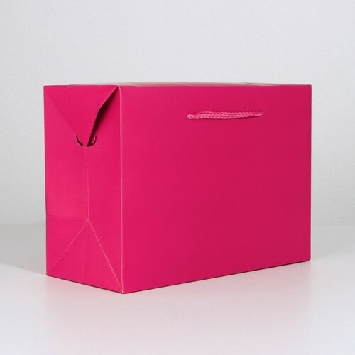 Дарите Счастье Пакет — коробка «Фуксия», 28 × 20 × 13 см