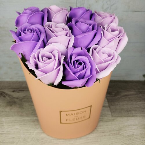 Букет из мыльных роз (11 роз) фиолетовый/светло-фиолетовый