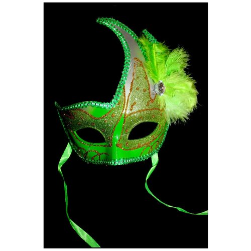 Карнавальная венецианская маска с пером