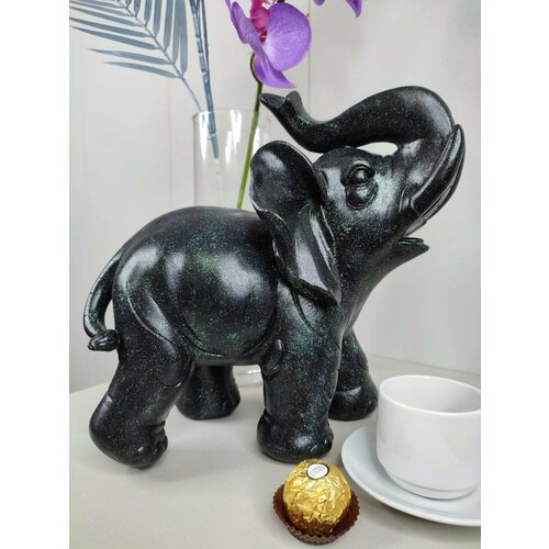 Статуэтка интерьерная Слон в декоре "Черное Мерцание"