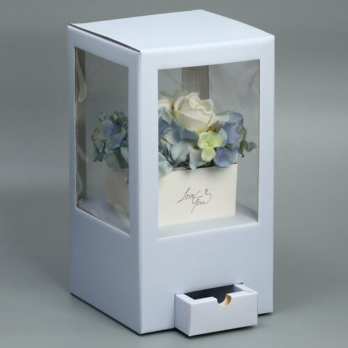 Коробка для цветов с вазой из МГК складная «Love», 16 х 23 х 16 см