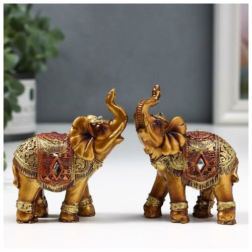 Сувенир полистоун "Африканский слон в золотой, ажурной попоне" микс 8,5х7х3 см 3441624
