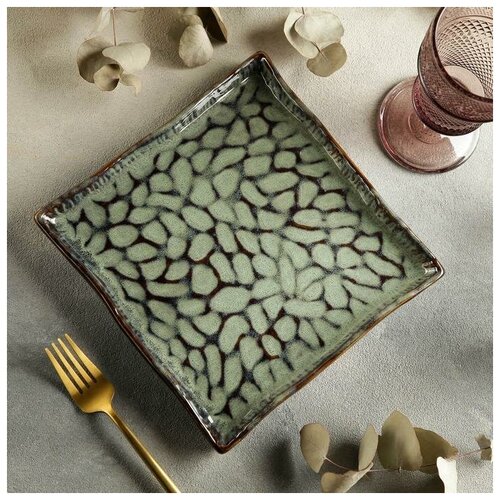 Блюдо керамическое квадратное "Пайро", 21.5x21.5 см, цвет зелёный