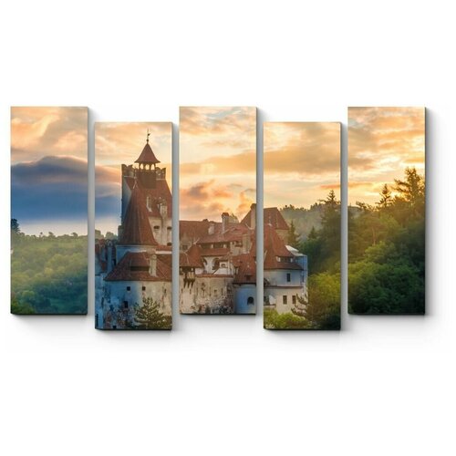 Модульная картина Средневековый замок Дракулы Бран в свете заката210x121