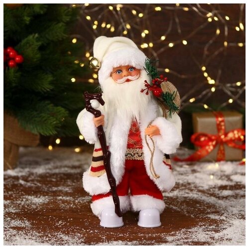 Дед Мороз в белом костюмчике с орнаментом, с посохом, двигается, 11х30см