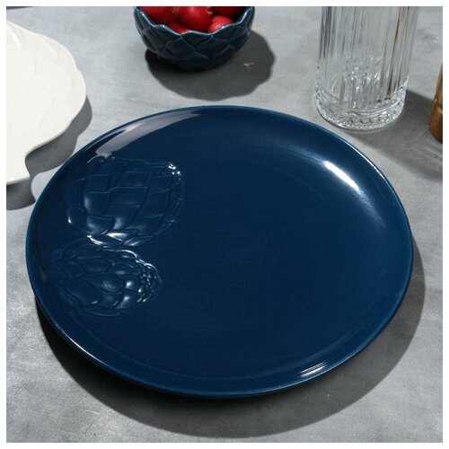 Тарелка керамическая "Артишоки", синяя, 27 см, цвет синий