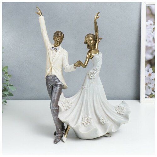 Сувенир полистоун "Молодожены - свадебный танец" 35,5х14х25 см./В упаковке шт: 1