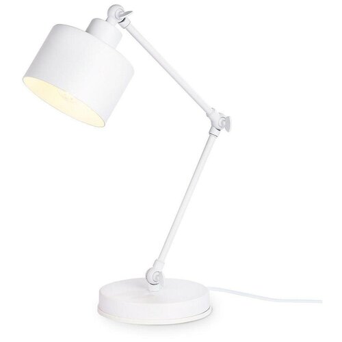 Настольная лампа Ambrella Light Traditional TR8152