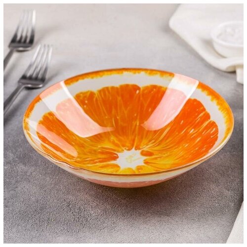 Салатник стеклянный Доляна «Сочный апельсин», 720 мл, d=18,4 см, цвет оранжевый
