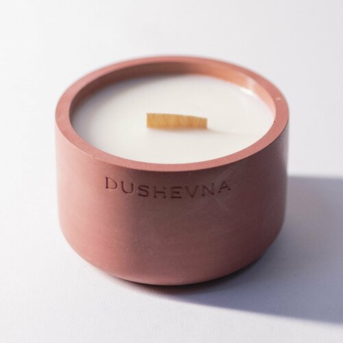 Свеча ароматическая DUSHEVNA "Новогодняя", с ароматом имбиря, корицы и миндаля, 250мл, 1 шт.