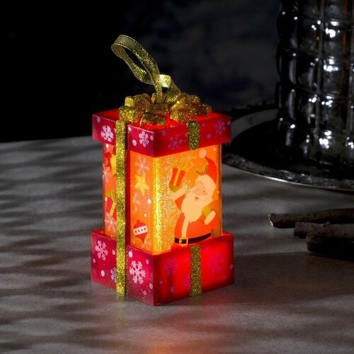 Luazon Lighting Светодиодная фигура «Красный подарок с Дедом Морозом» 6.3 × 11.5 × 6.3 см, пластик, батарейки АААх3 (не в комплекте), эффект пламени