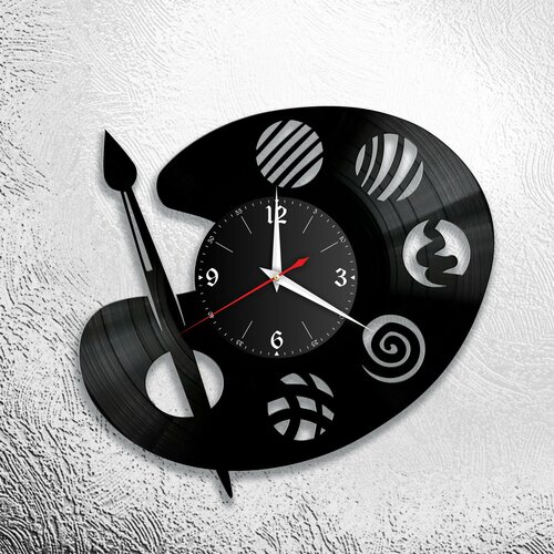 Настенные часы из виниловой пластинки с изображением палитры/Часы в подарок художнику