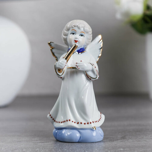 Статуэтка фарфоровая Ангел с флейтой 13 см