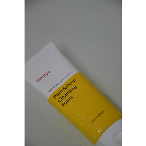Пенка для глубокого очищения пор с церамидами Manyo Factory Pure Deep Cleansing Foam 100мл